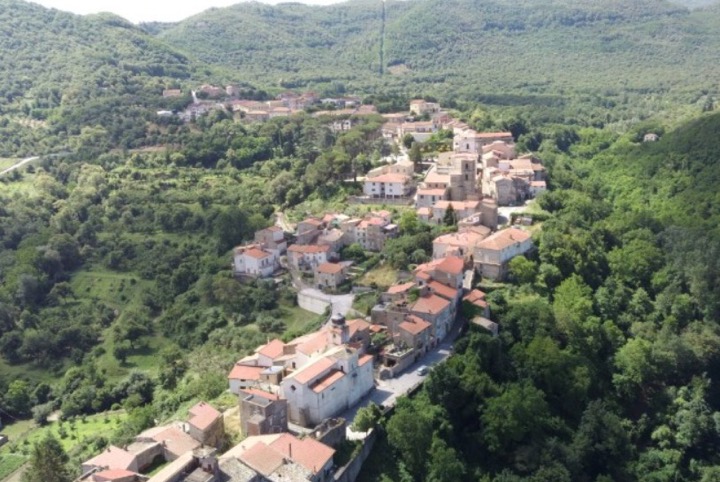 A Conca della Campania, si naviga in internet gratuitamente con WiFi Italia