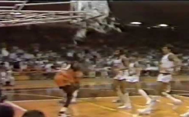 Jordan Vs Juvecaserta, la canotta di Air contro bianconeri venduta a ...